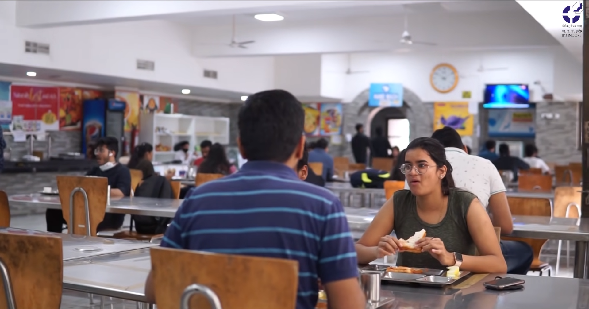 IIM Indore : Campus, Courses, Cutoff, Placement, Alumni - iQuanta