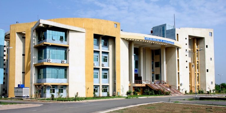 IIM Fees Structure for MBA 2 Years 2024-26 : IIM With Lowest Fee